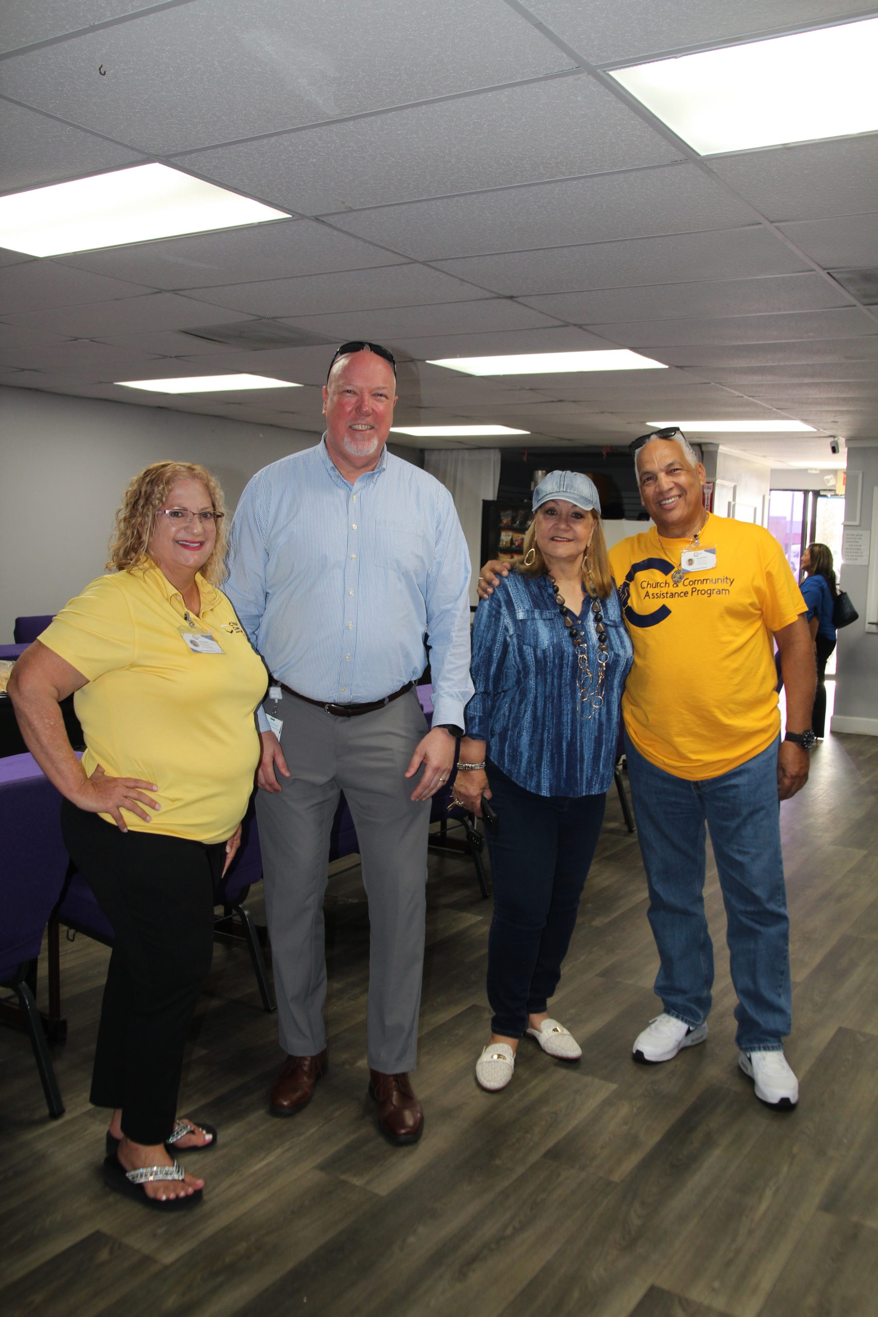 Gran apertura del Church & Community Assistance Program - El Osceola Star